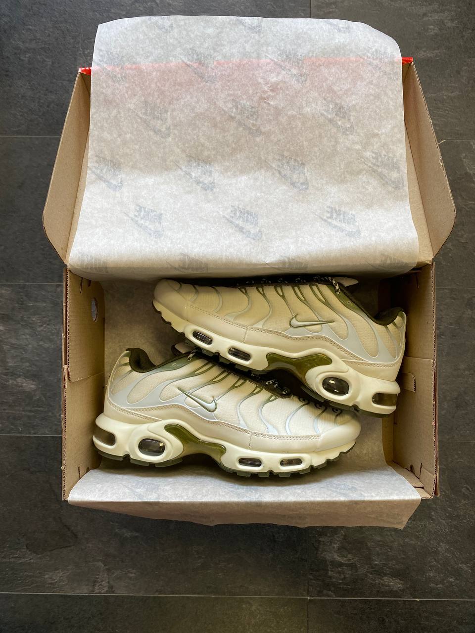 Nike Air Max Plus TN "Beige Olive" - TAKESHOES